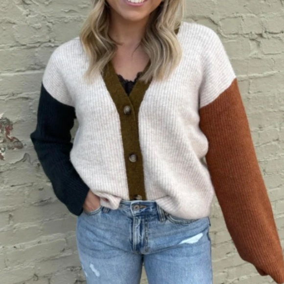 Hem & Thread | Sweaters | Hem And Thread Medium Cardigan Color Block ...